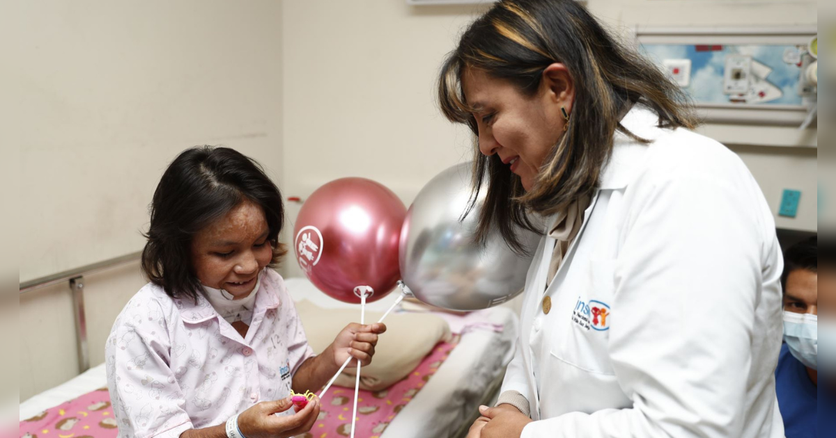 ¡Milagro de la vida! Niña valiente sometida a 36 operaciones encuentra ...