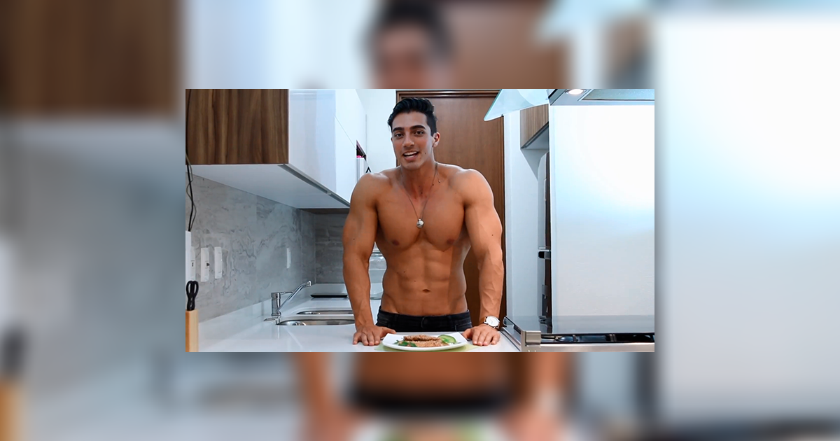 ¿Cómo preparar un pollo "frito sin culpa"? Aquí la receta de Rodrigo Romeh