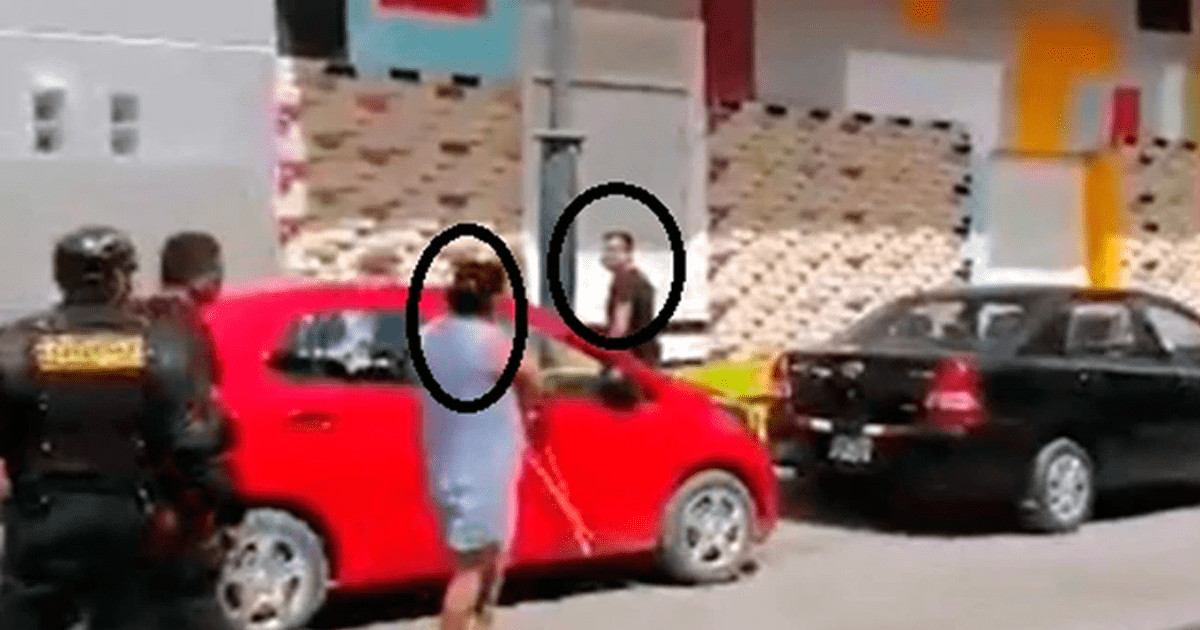 Madre Es Captada Golpeando A Latigazos A Su Hijo En La Calle Por Ser