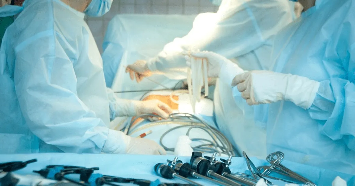 Cirugía mínimamente invasiva: menos dolor y pronta recuperación en el ...