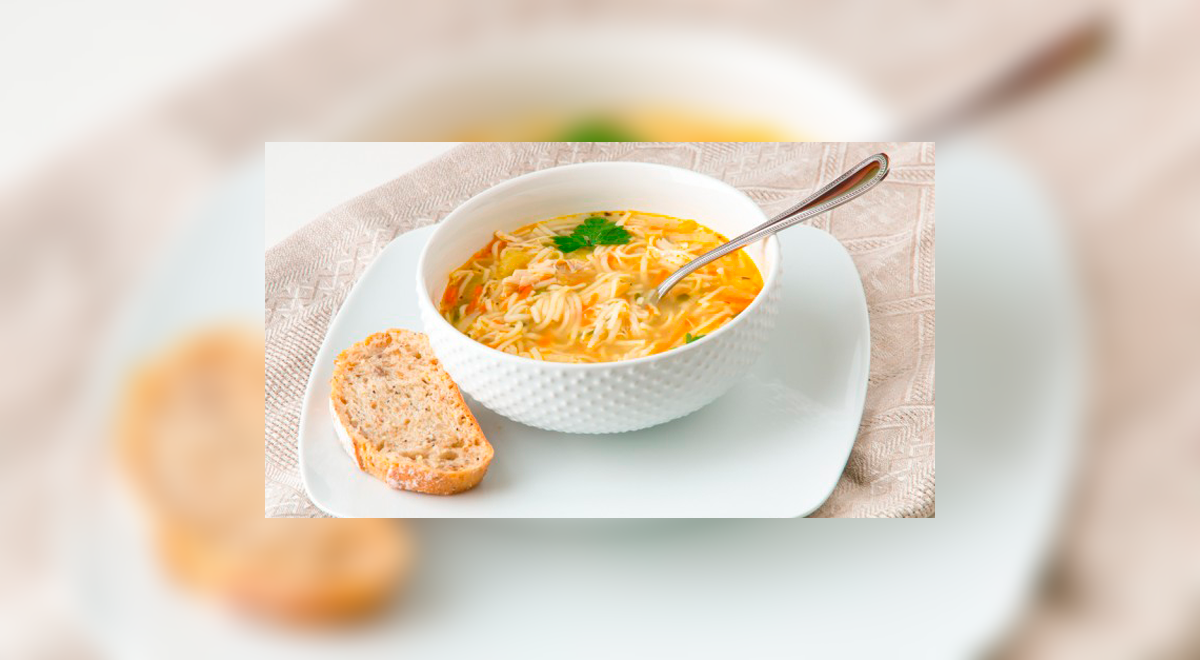 Aprende a preparar una riquísima sopa de casa para combatir el frío