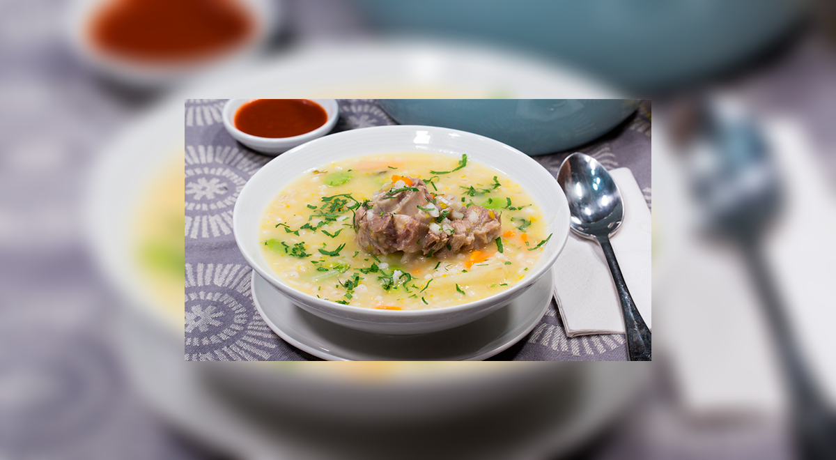 ¿Con frío? Caliéntate una nutritiva y riquísima sopa de morón