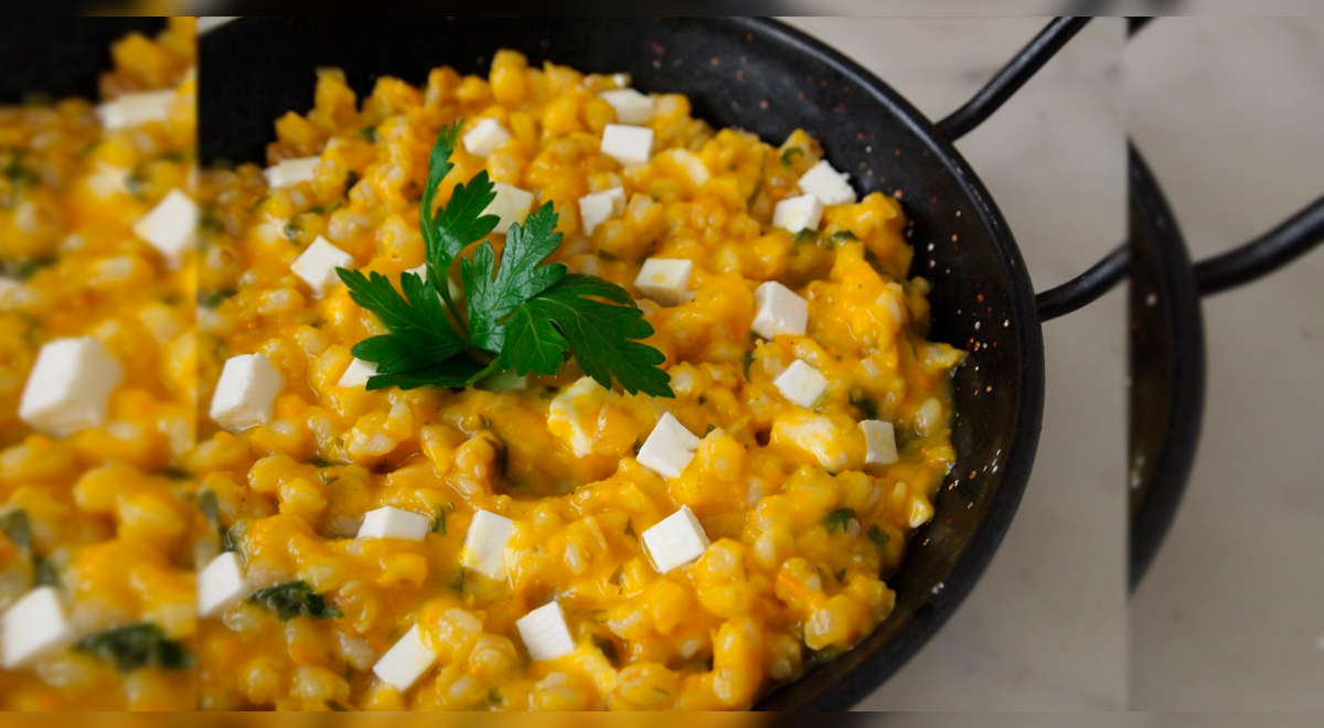 Aprende a preparar un exquisito y nutritivo guiso de trigo con pollo