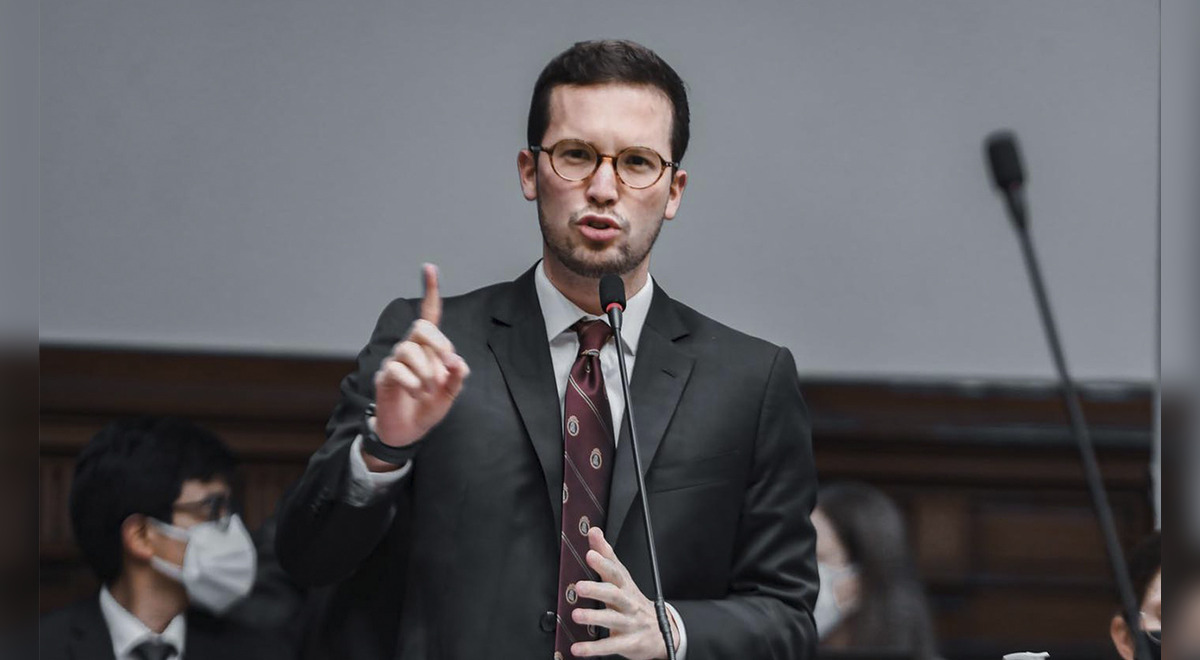 Congresista Alejandro Cavero reveló que dio positivo al COVID-19