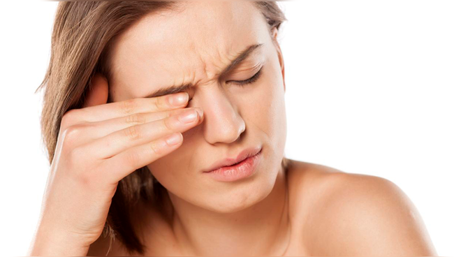 Descubre por qué te palpita el ojo y si debes preocuparte por ello