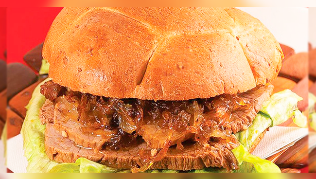 Pan con asado de carne: jugoso emparedado para compartir el día domingo