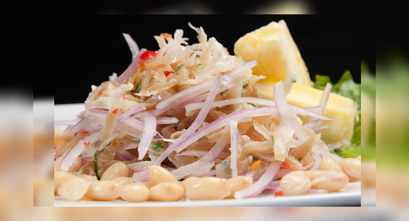 Disfruta de tu domingo con un delicioso ceviche de chinguirito y palabritas